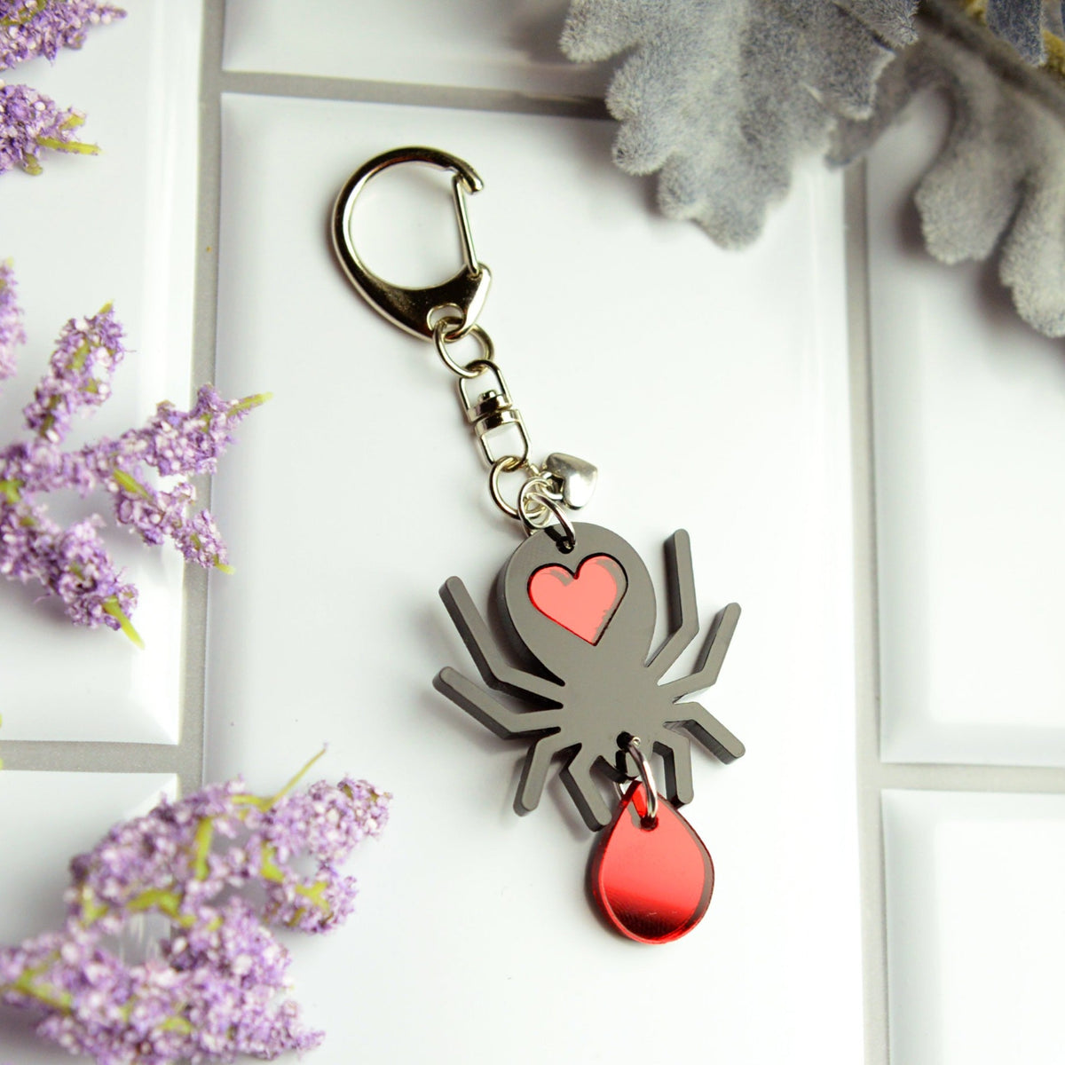 Spider keychain – Sehreen's Art Lab